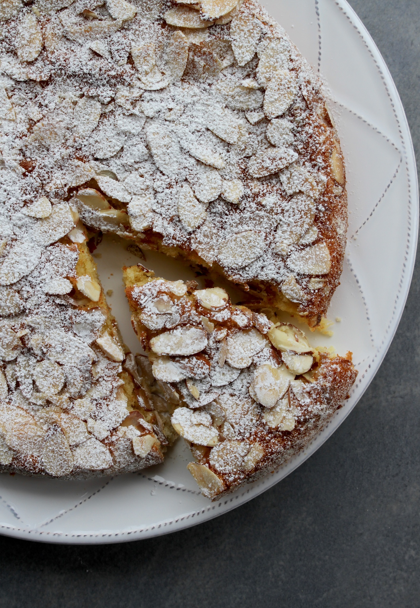 easy almond cake | gluten-free + dairy-free | zenbelly