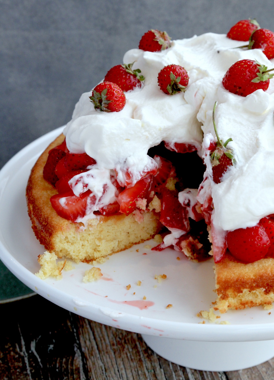 giant strawberry shortcake | gluten-free | zenbelly