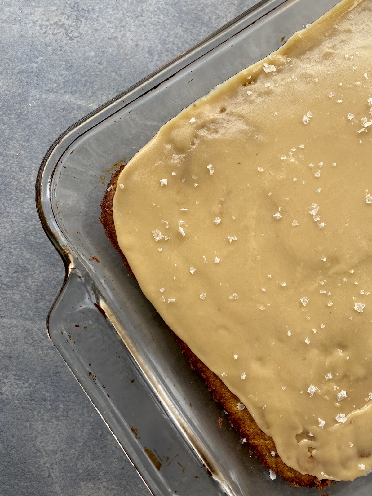 Salted Caramel Banana Snacking Cake - zenbelly